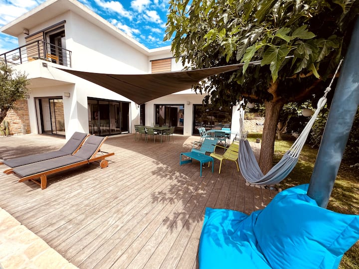 Maison Proche Plage Piscine, Vue Mer, Jacuzzi - Bandol