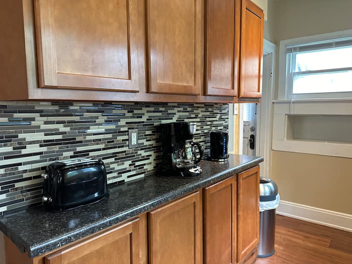 Charming 4br Home With 2 Baths - Central In Cincy! - Cincinnati