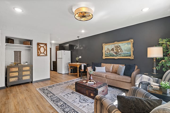 King Bed! Unique Duplex-fully Stocked - Splash Park, Manhattan