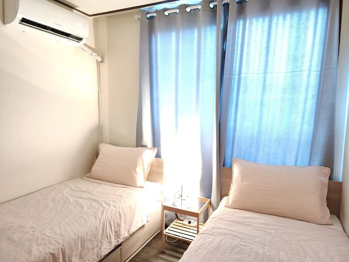 Roommate In Dmct - South Korea