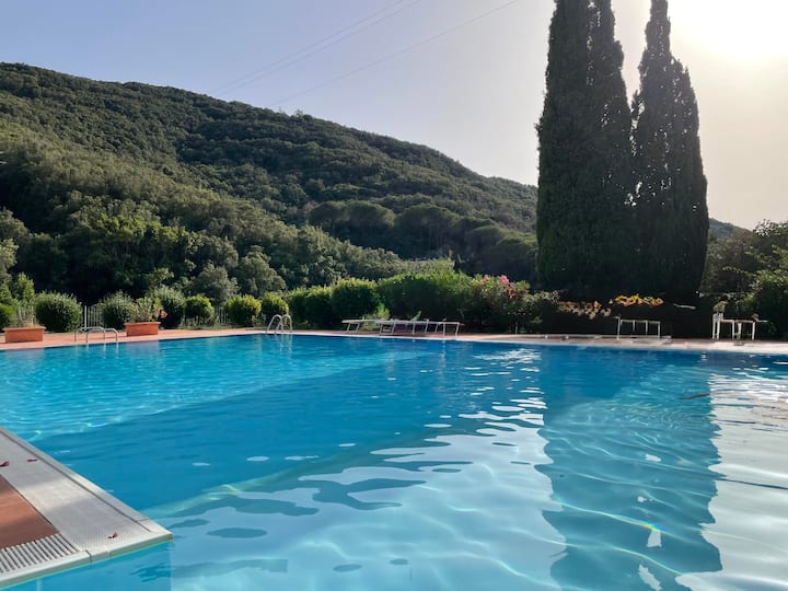 Sole, Mare E Natura A Nisportino - Rio