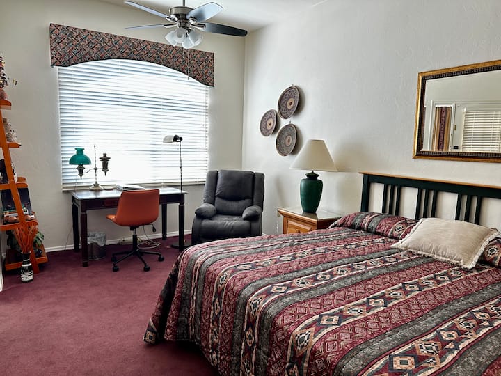 Comfy Studio W/pool Access - Green Valley, AZ