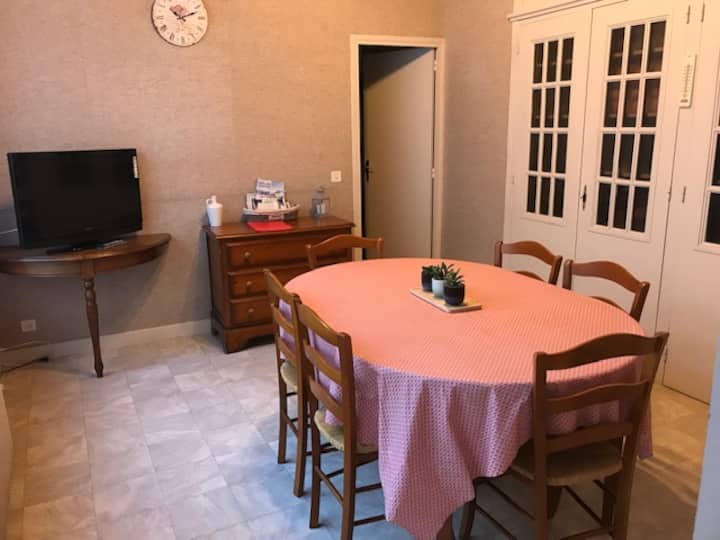 T3 Rez-de-chaussée, Lumineux, Hyper-centre - La Bourboule