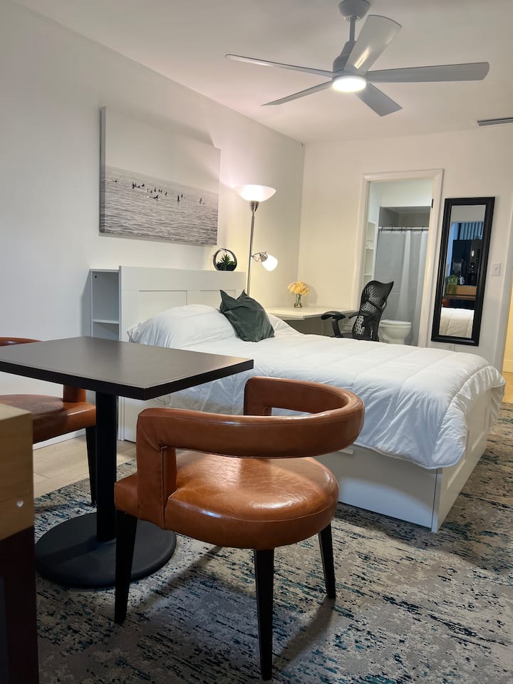 Special: Cozy Private Studio And Kitchen Davie - Davie
