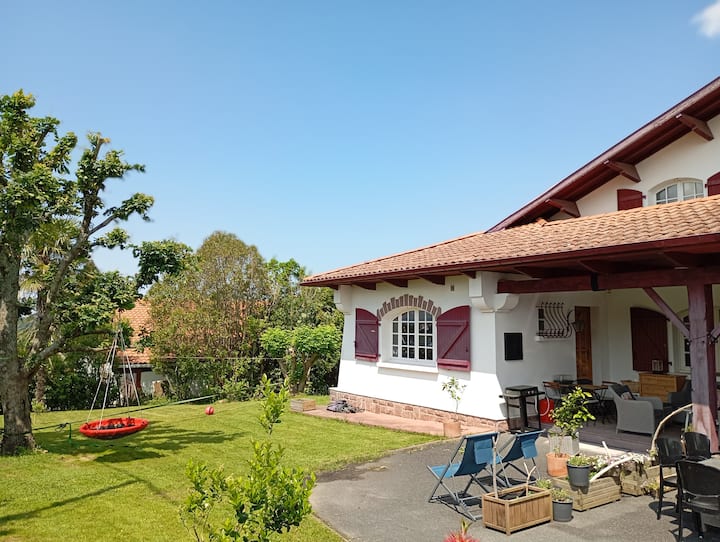 Beautiful Large 4 Bed Modern Home Near Biarritz. - Espelette