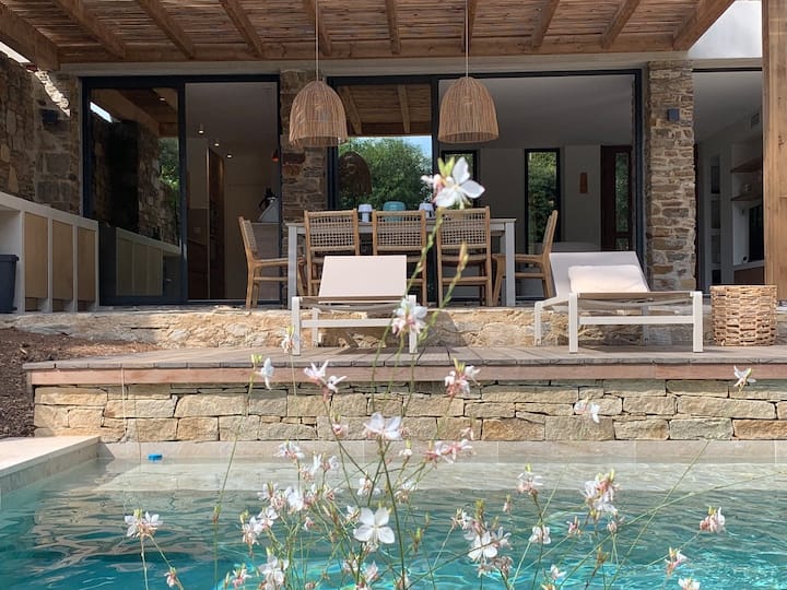 Maison à Louer Au Gaou Benat, Plage à Pied - Île du Levant