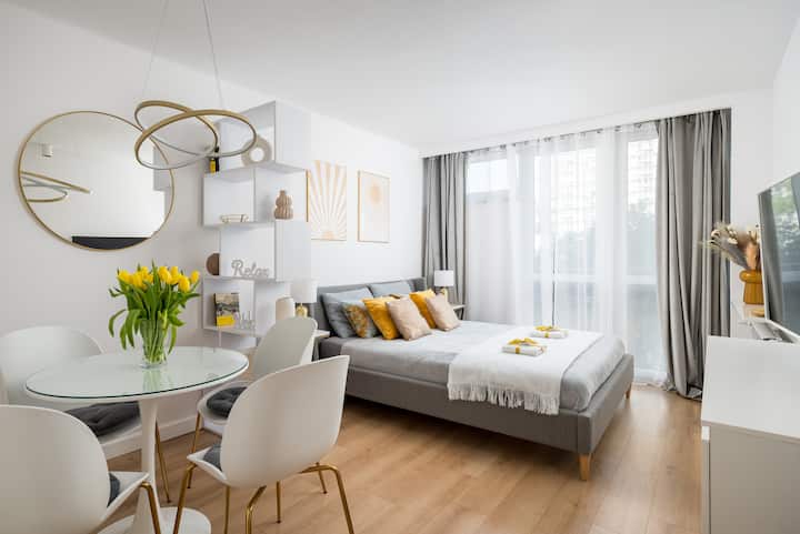 Guest's Choice Awarded Gold Premium Central Suite - Warsaw