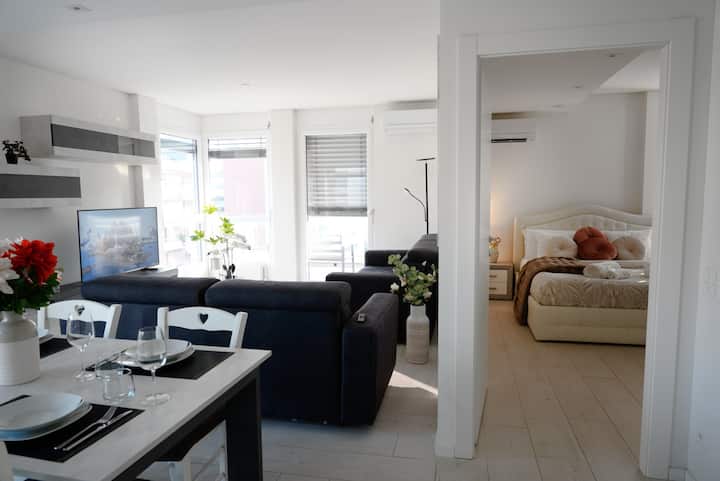 Lakeside Attic - Lugano