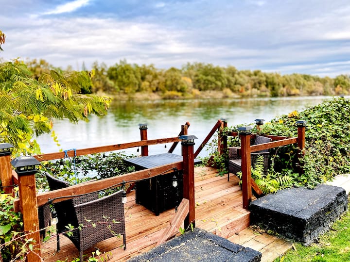 Sacramento River Getaway Apartment - Redding, CA