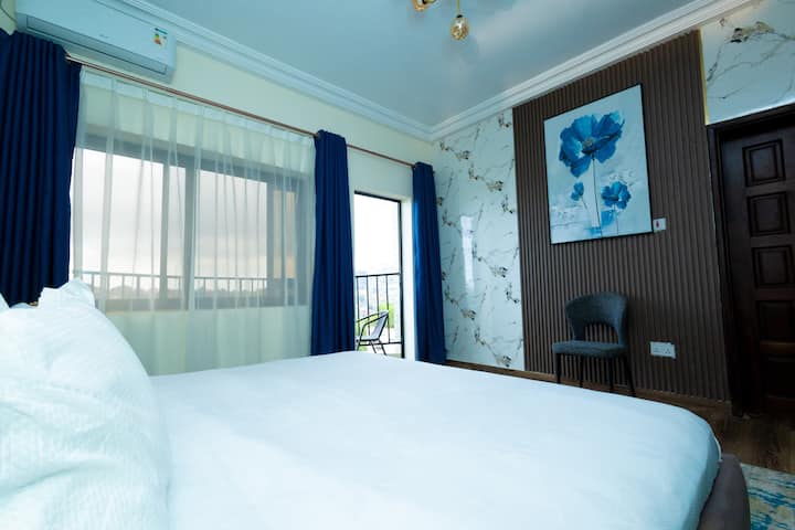 Caanan Residences Near Us Embassy. Blue Room - Sierra Leone