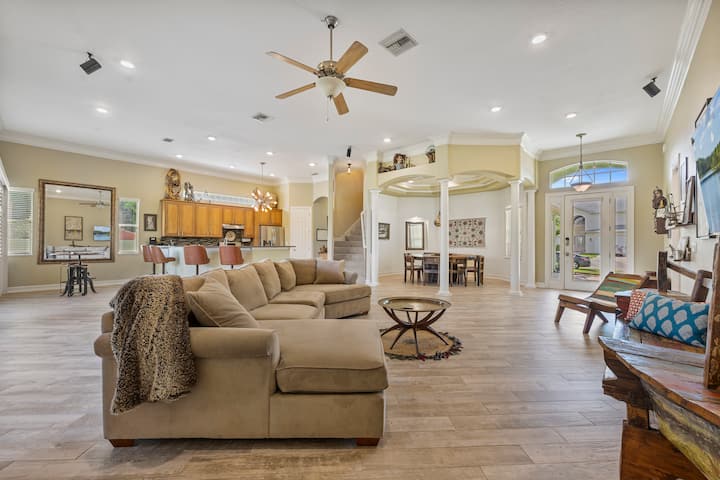 River View Escape, Sunsets Near Beach & Rockets! - Cape Canaveral, FL