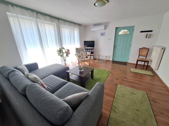 Napvirág - Közel Mindenhez Upstairs 4beds - Balatonvilágos