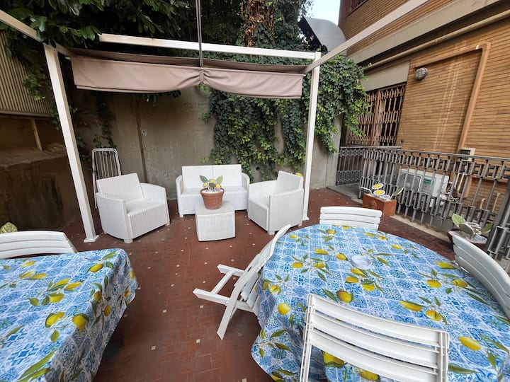 Vatican Flowers Iv - Roma