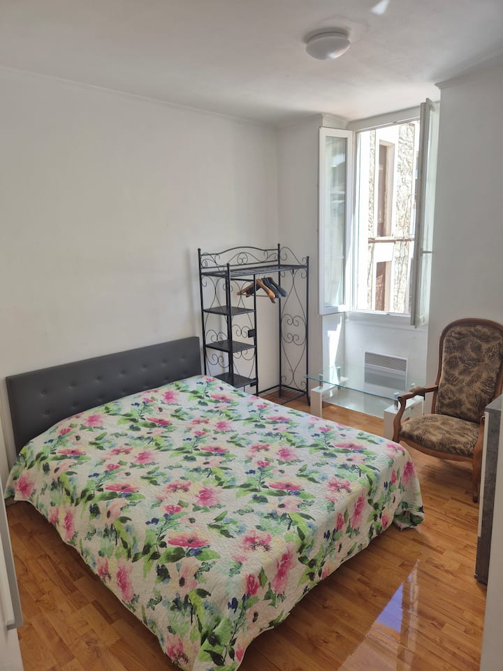 Camera 12m2+wc Privato - Niza