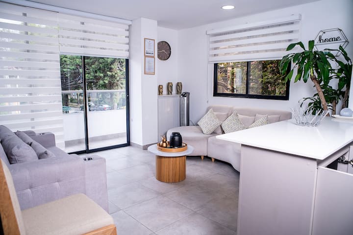 Spacious Apartment Minutes From El Poblado - Itagüi