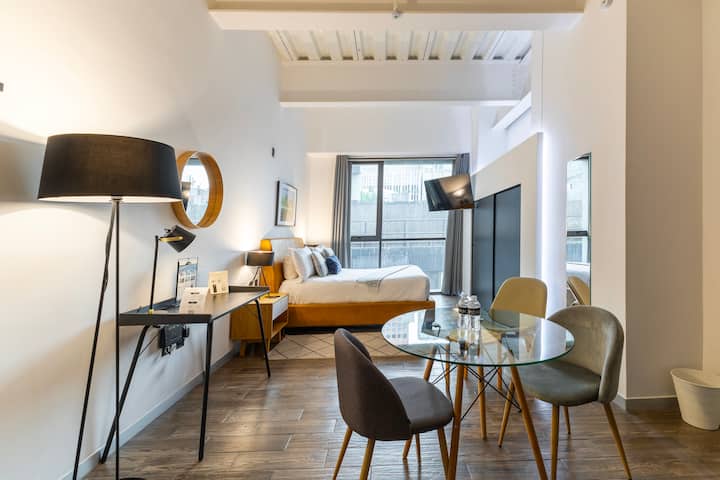 Sleek Designer Loft In Prime Downtown Spot - Mexiko-Stadt