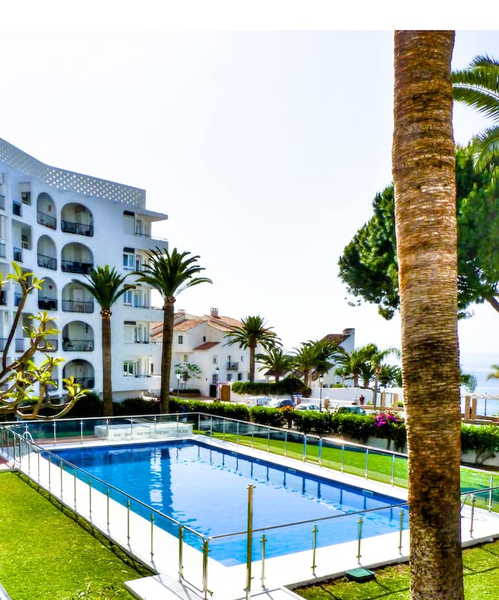 Lovely Seaview 2 Bedr Apartment(rta:vut/ma/03211) - Nerja