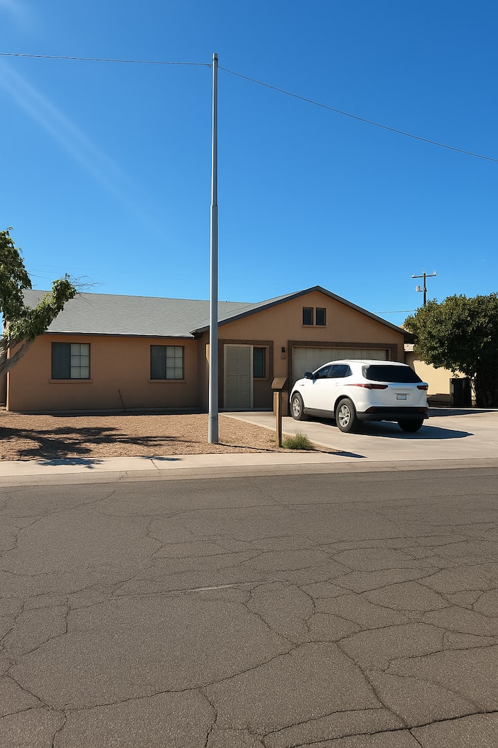 Desert Retreat | Near Dunes, River, Dntwn & Tacos! - Yuma, AZ