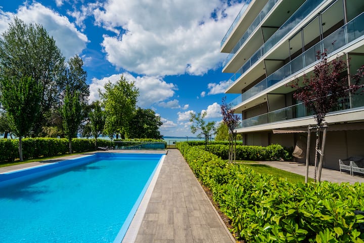 Myflat Coral 61 Luxury Apartment- Lake-view | Pool - Siófok