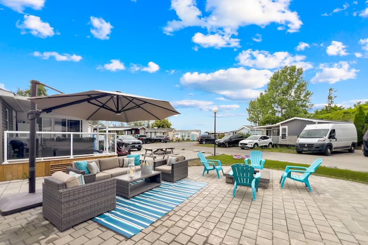 Walk To Beach | Water Park | Mini Golf | Sleeps 8 - Crystal Beach