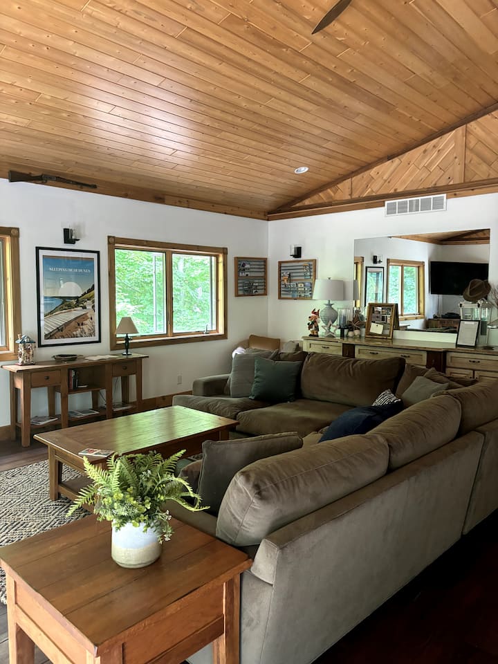 Sleeping Bear Dunes Hidden Gem - Glen Arbor, MI