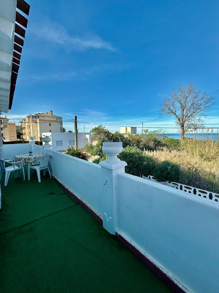 Chalet Primera Linea, Playa Denia, 8 Pax - Denia