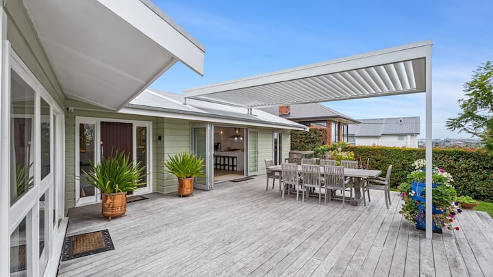 Spacious Family Home Meadowbank By Furnishedrental - Auckland