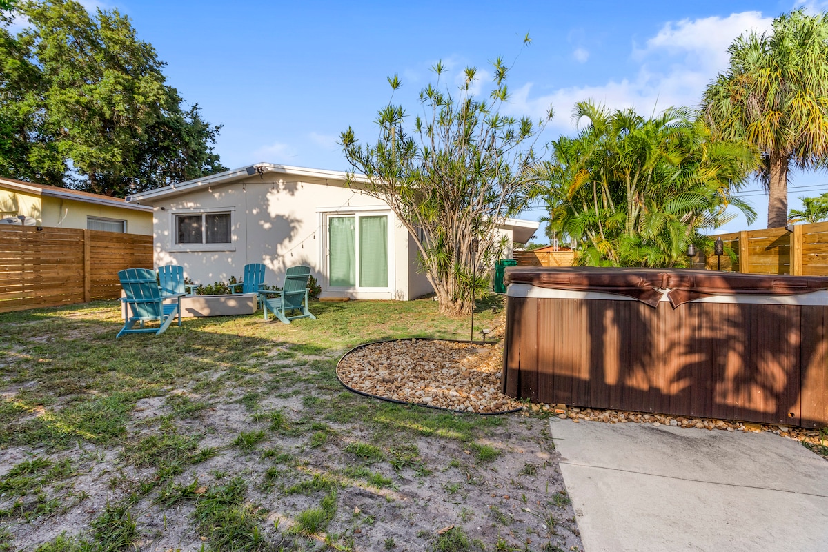 Palm Tree Paradise in Dania Beach - Houses for Rent in Dania Beach ...