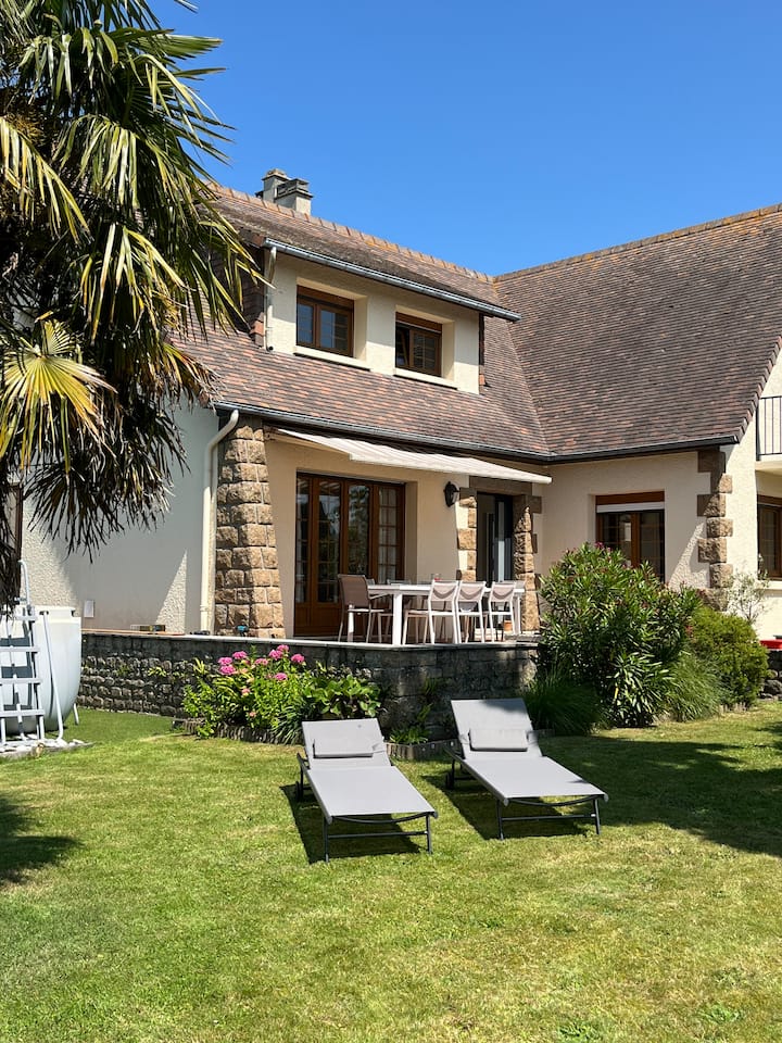 Maison Familiale Avec Jardin - Le Mont-Saint-Michel