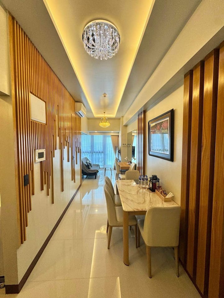 Insta-worthy 1 Br Condo In Bgc!just Renovated! - Taguig