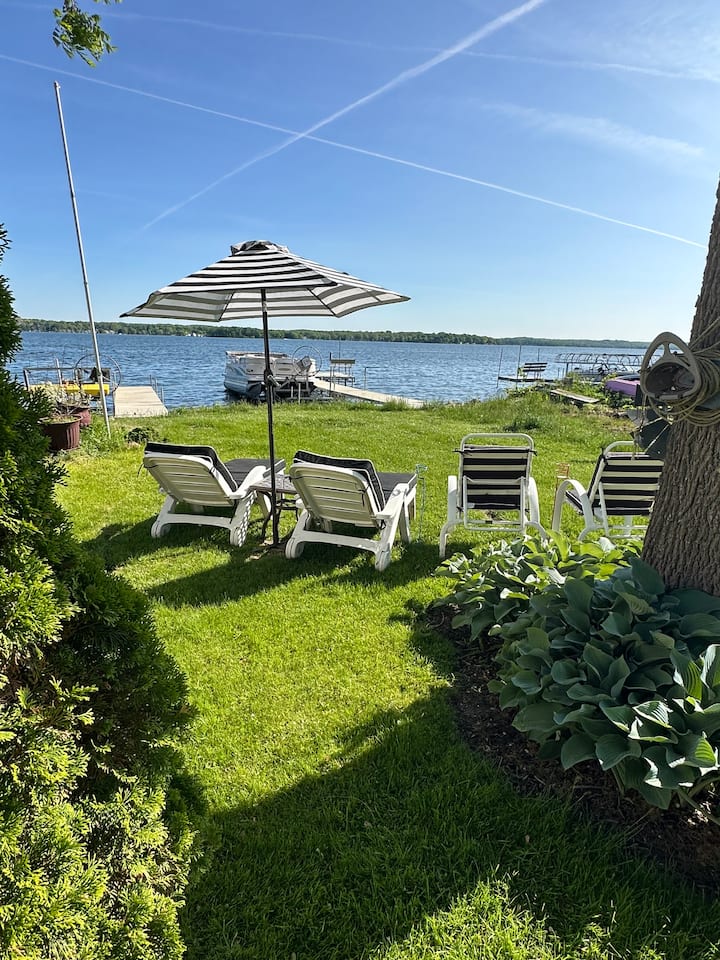 Wide Open Lake Views And Large Flat Front Yard - Waukesha, WI