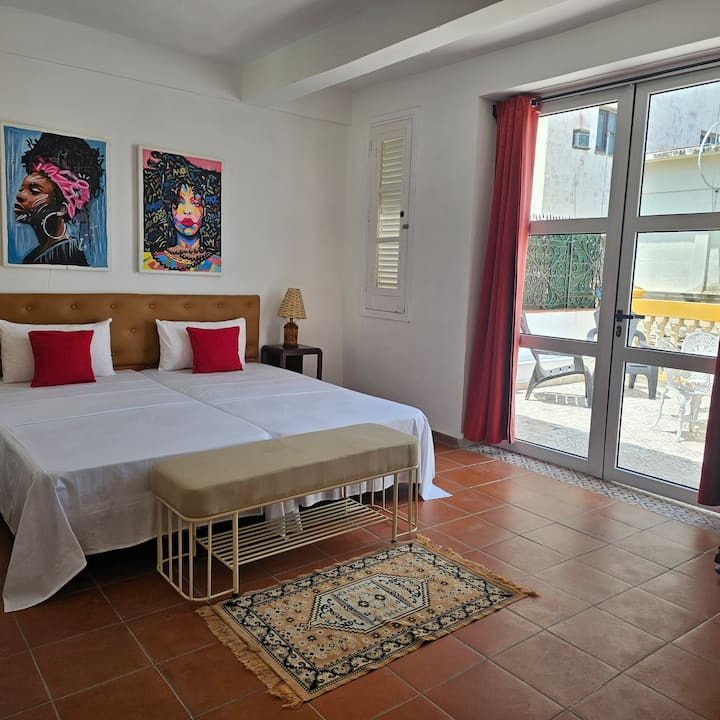 Great Location House, Historical Area + Free Wi-fi - Havana