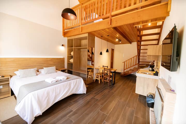 Chalés Estilo De Campos P/4 Pessoas (06) - Campos do Jordão