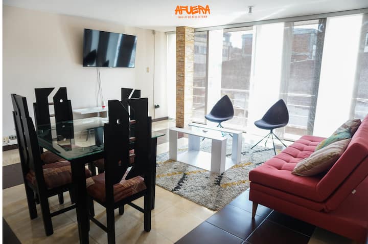 Very Central, Hot Water, Fast Wi-fi & Parking Spot - Pereira