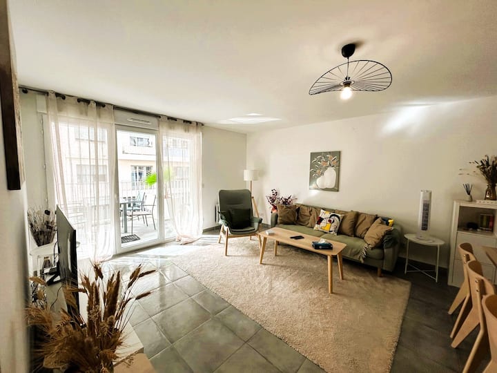 T3 Moderne & Climatisé - Terrasse & Parking Privé - Nice