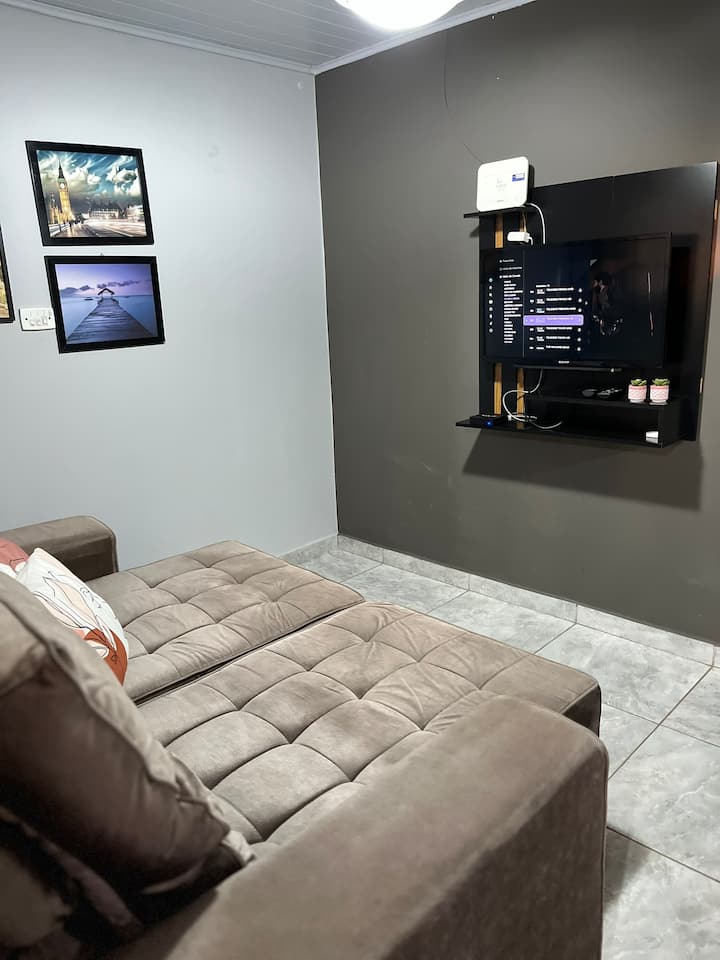 Espaço Aconchegante 3 Quartos, 6 Pessoas, Garagens - Maringá