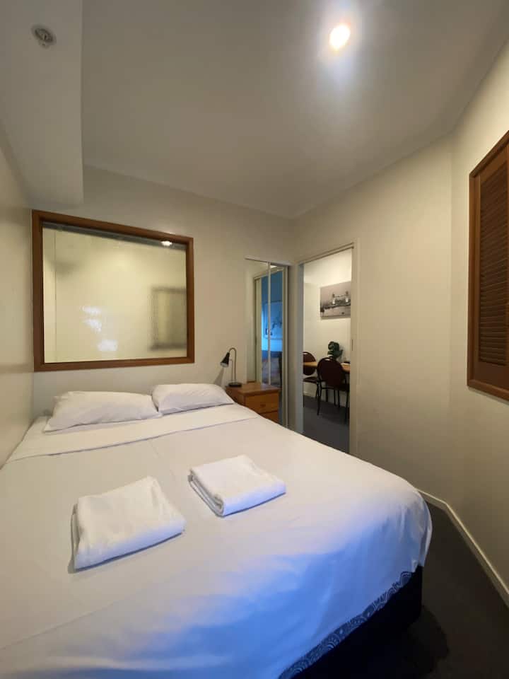2br Apartment | Sleeps 4 | Cbd | Pool & Gym - The University of Melbourne