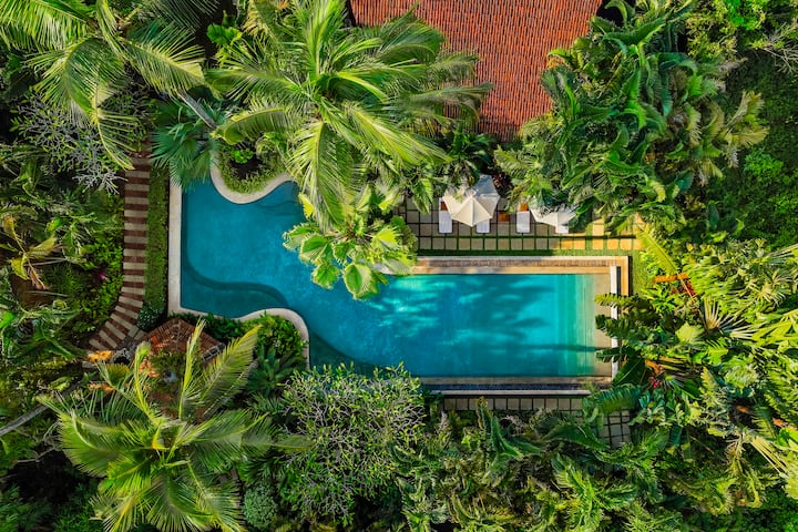 Staymaster Niyama  | 8br | Large Groups | Pool - Goa