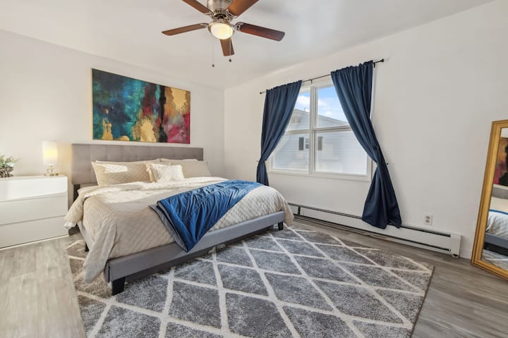 Pet Friendly Top Floor Private Balcony-turnagain! - Anchorage, AK
