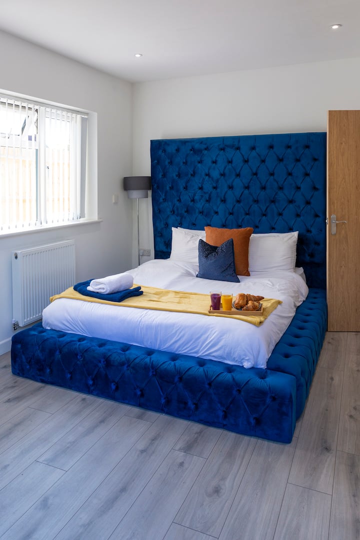 The Bluebird Aprt New-build, Close To Hospitals - Oxford