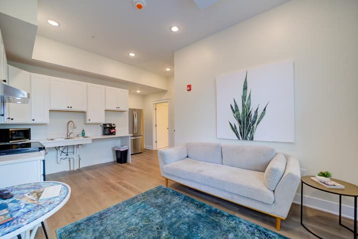 Dreamstay On Clay - Suite #2 - Muskegon, MI