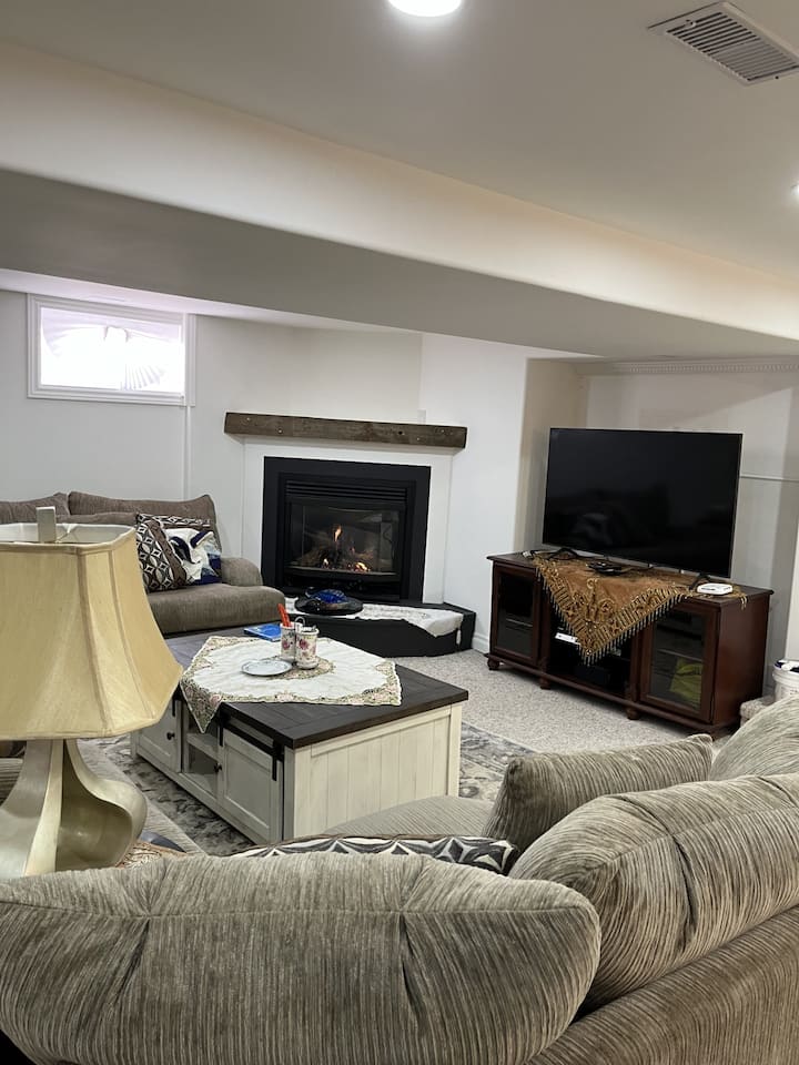 A Private Unit Close To The Lake Simcoe - Barrie