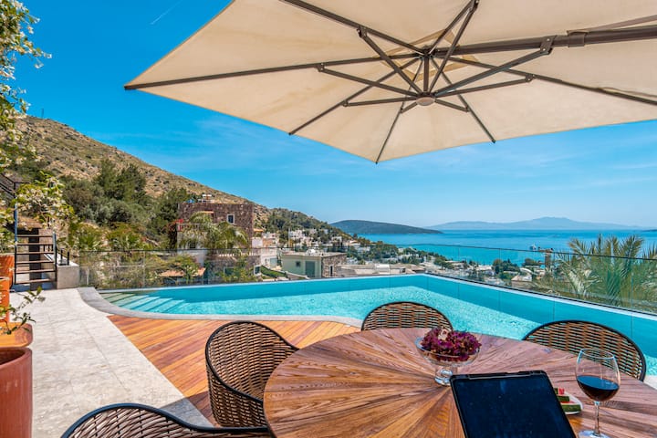 Experience Serenity Of A Relaxing Coastal Retreat - Bodrum