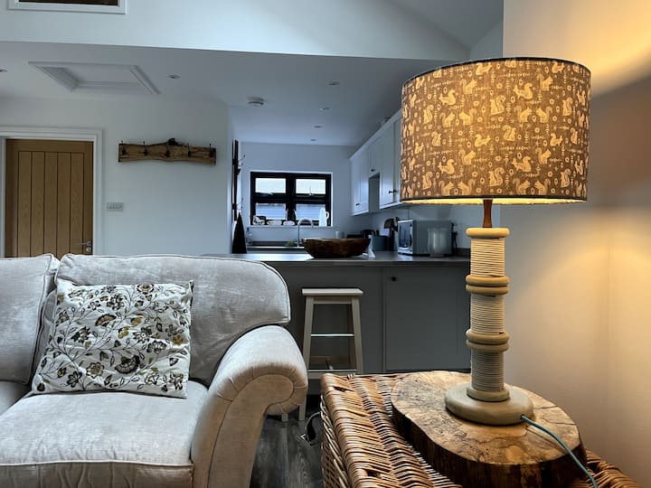 The Stable Lodge - Beaconsfield, UK