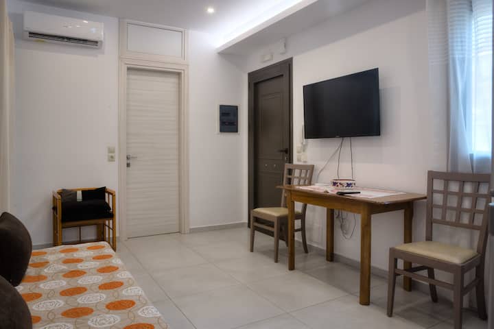 Central Unnik Apartment 11 - 伊拉克里歐