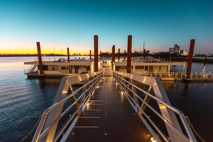 Hausboot Luv | 2 Schlafz. & 2 Bäder | 1-6 Gäste - Bremen