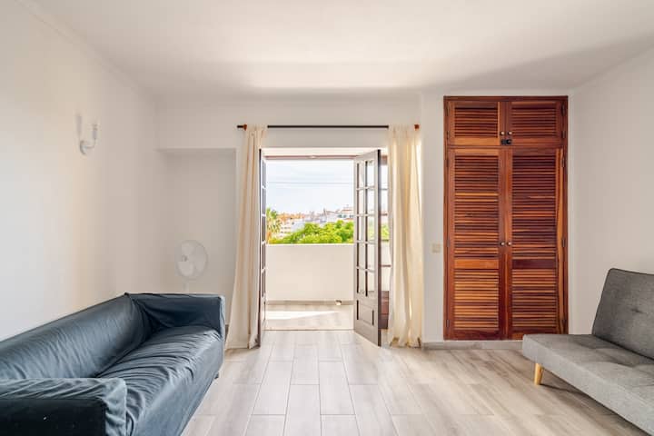 Economic Downtown Apartament - Albufeira