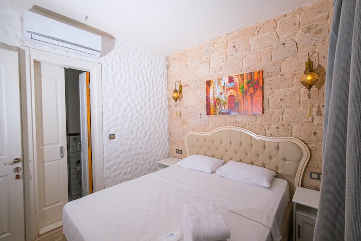 Canarino - Kybele Suites Alaçatı - Çeşme
