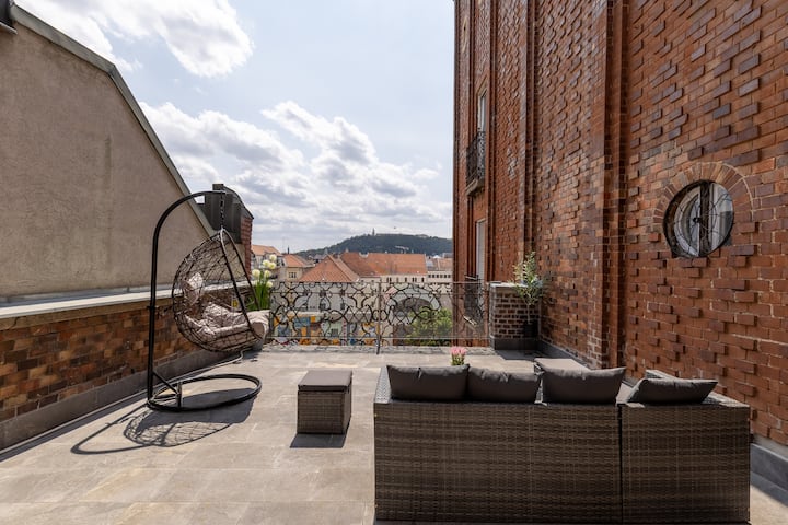 Spectacular Penthouse In Centre - Budapest