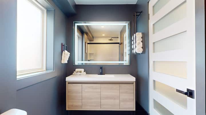 Surf Club - King Bed, 2 Mins To Oc Beach & Pool - Ocean City, NJ